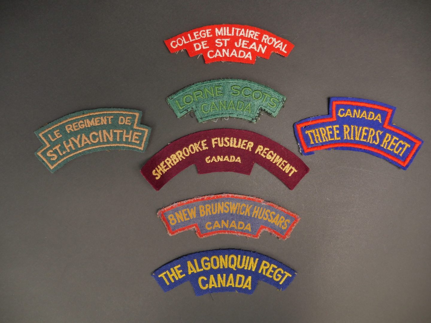 Insignes canadien. | Aiolfi G.b.r.