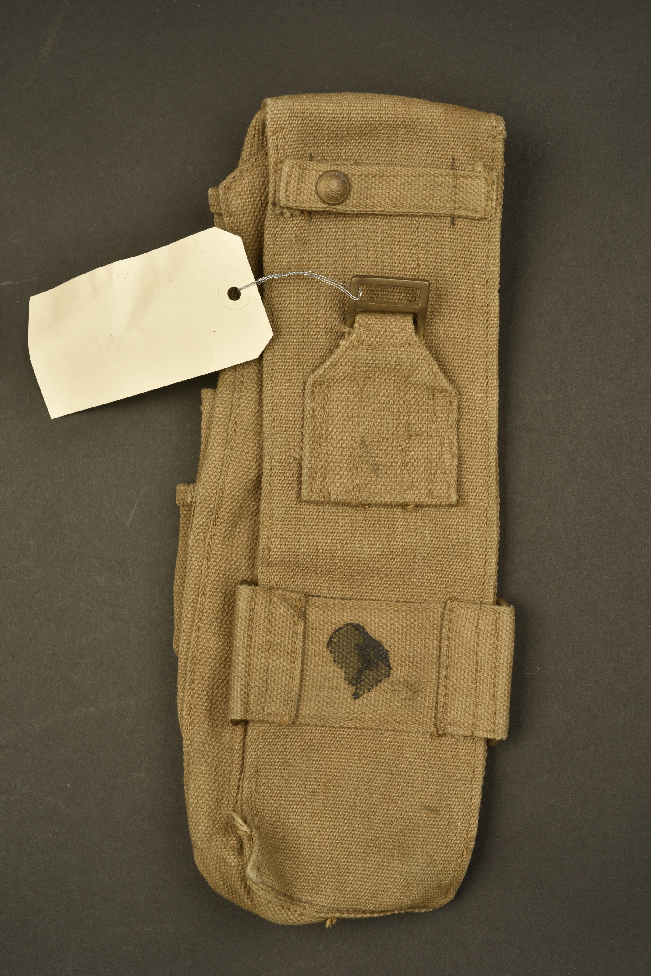 Housse pour munitions de Lanchester. British Army Lanchester Ammunition ...