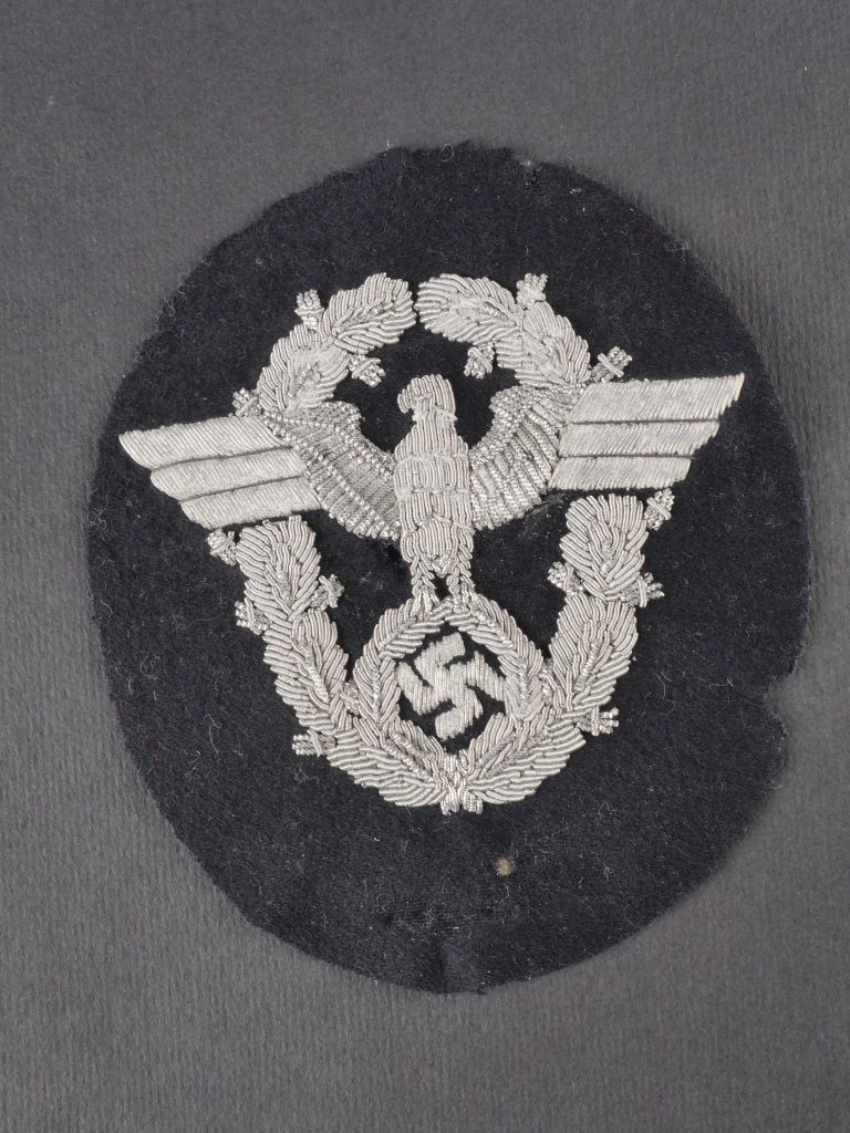 Insigne d'officier Polizei. German officer polizei insignia. | Aiolfi G ...