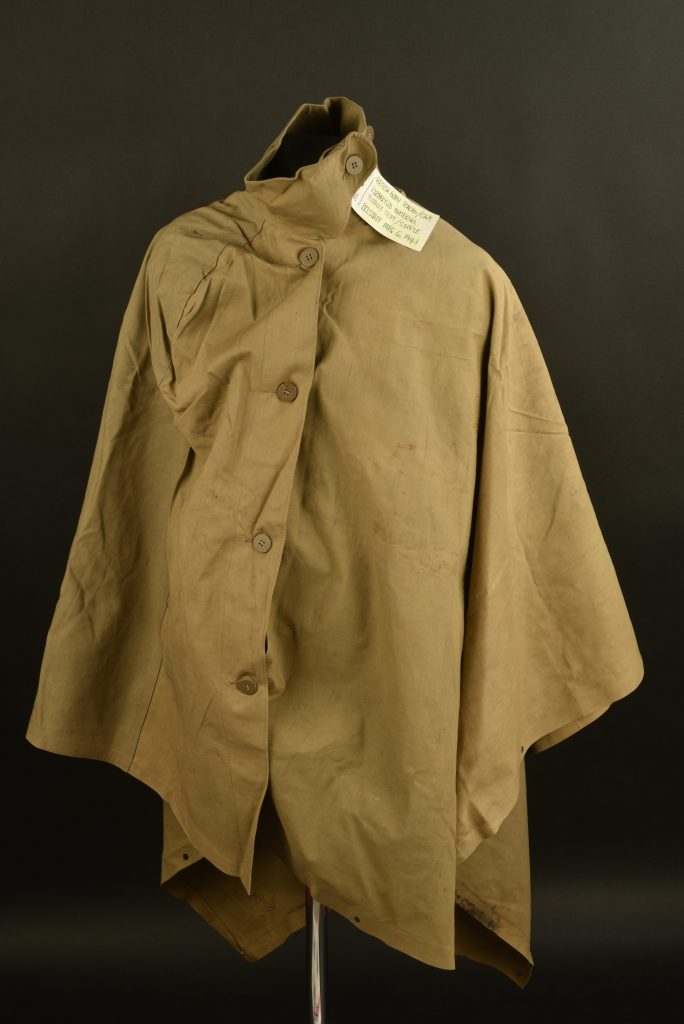 Poncho britannique. British Army Poncho cape | Aiolfi G.b.r.