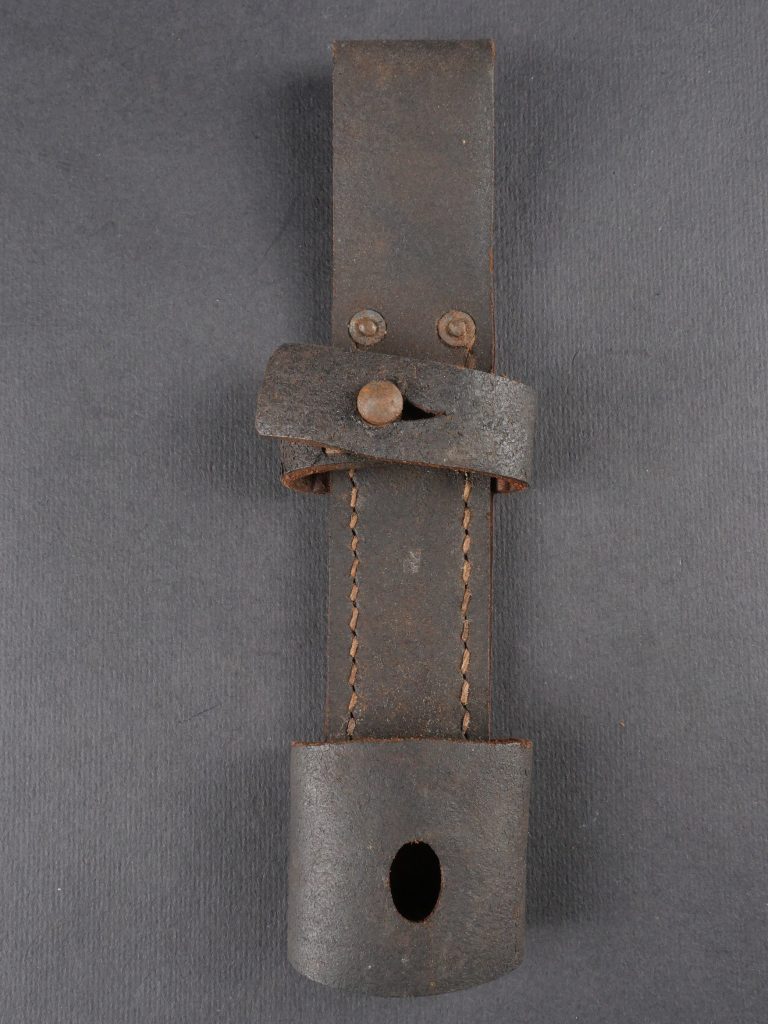Gousset de Baïonnette. German bayonet frog. | Aiolfi G.b.r.