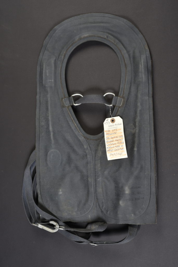 Mae vest USN. USN life preserver | Aiolfi G.b.r.