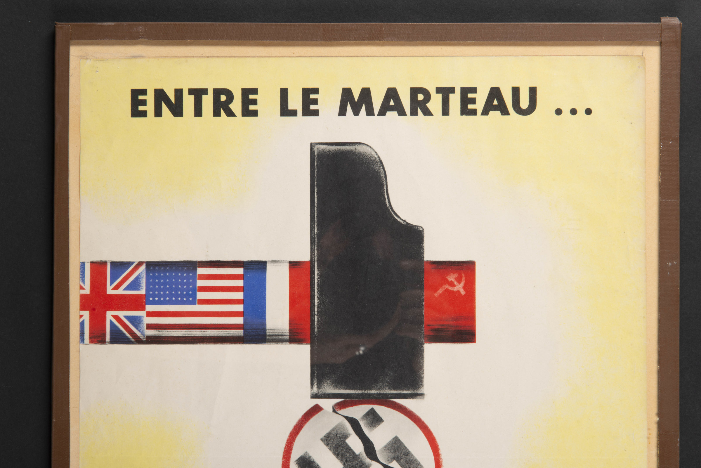 Affiche Entre le marteau et l'enclume | Aiolfi G.b.r.