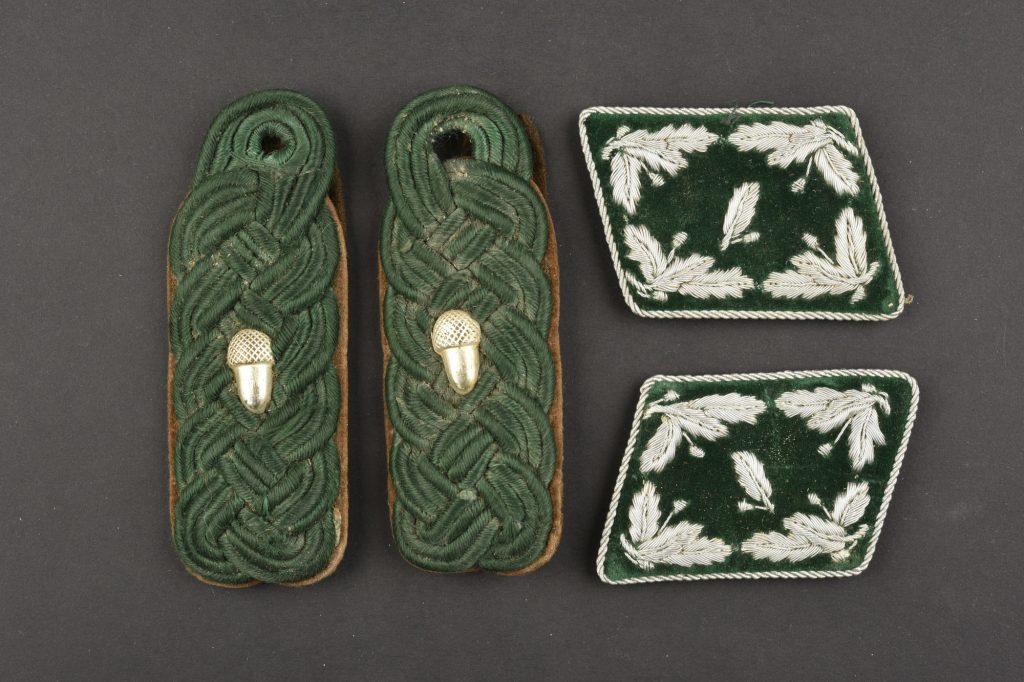 Insignes de forestiers du Reich. Reich forestry badges. | Aiolfi G.b.r.